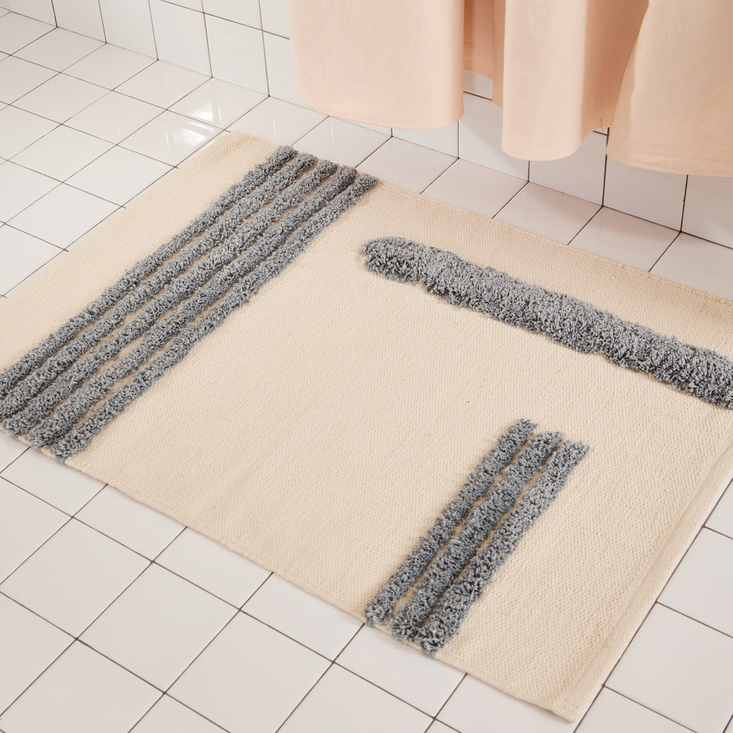 Patterned Bath Rugs – Quiet Town