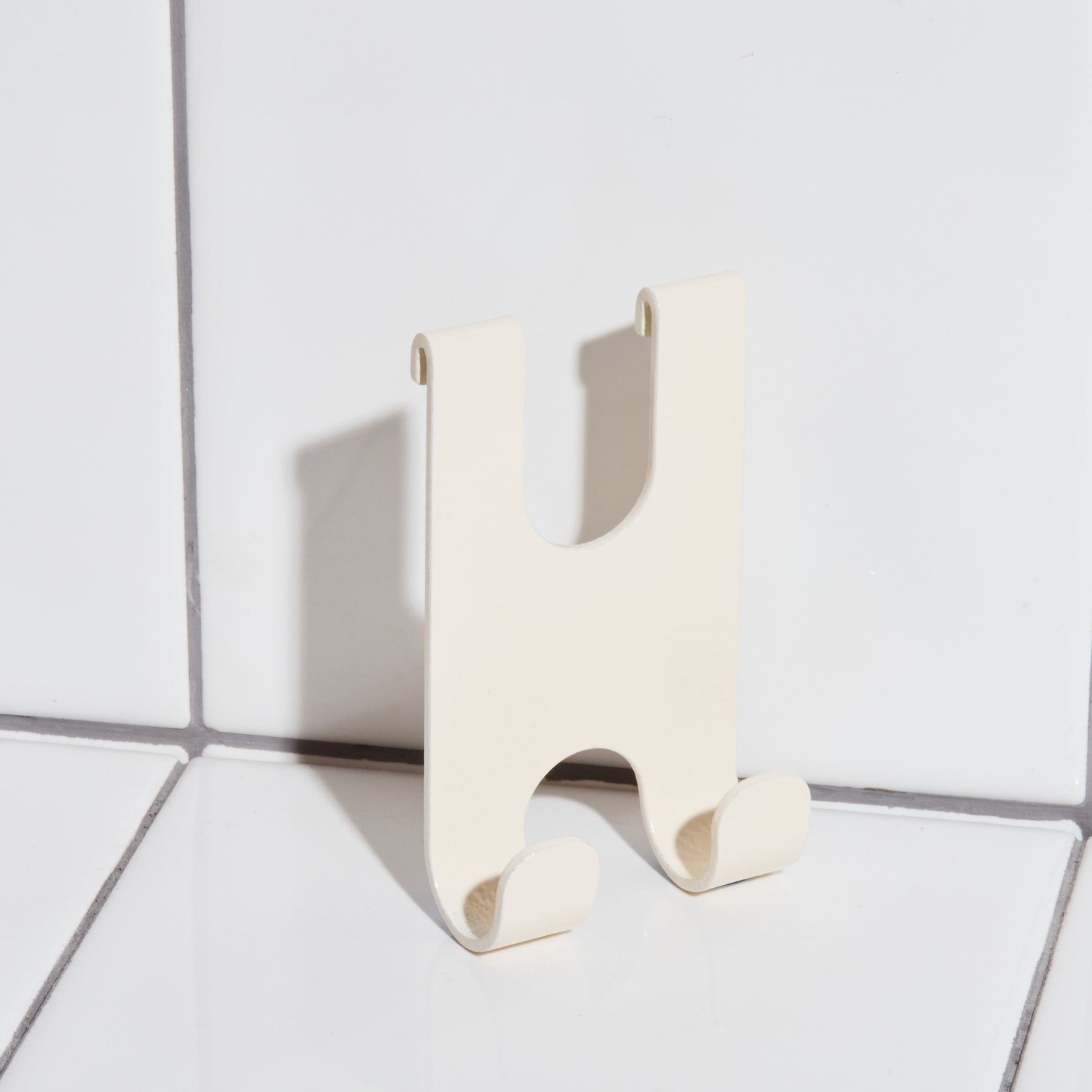 Razor Hook Sand | Shower Accessories | Quiet Town